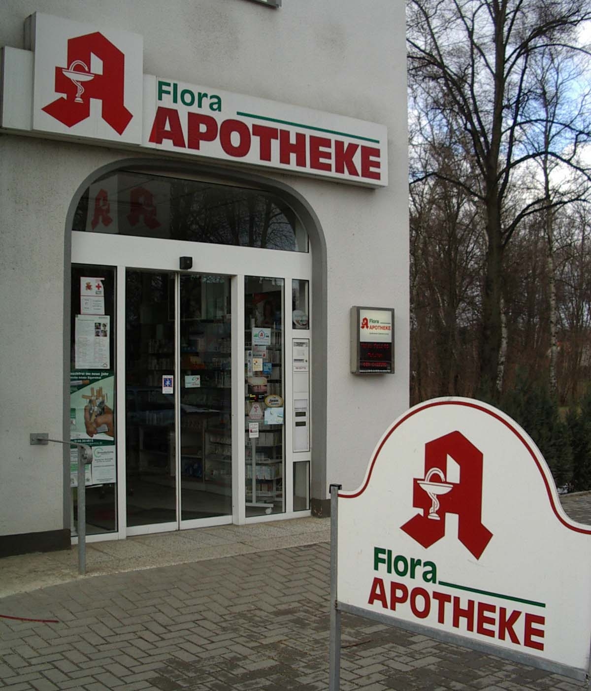 Flora-Apotheke | Gemeinde Neuenhagen bei Berlin