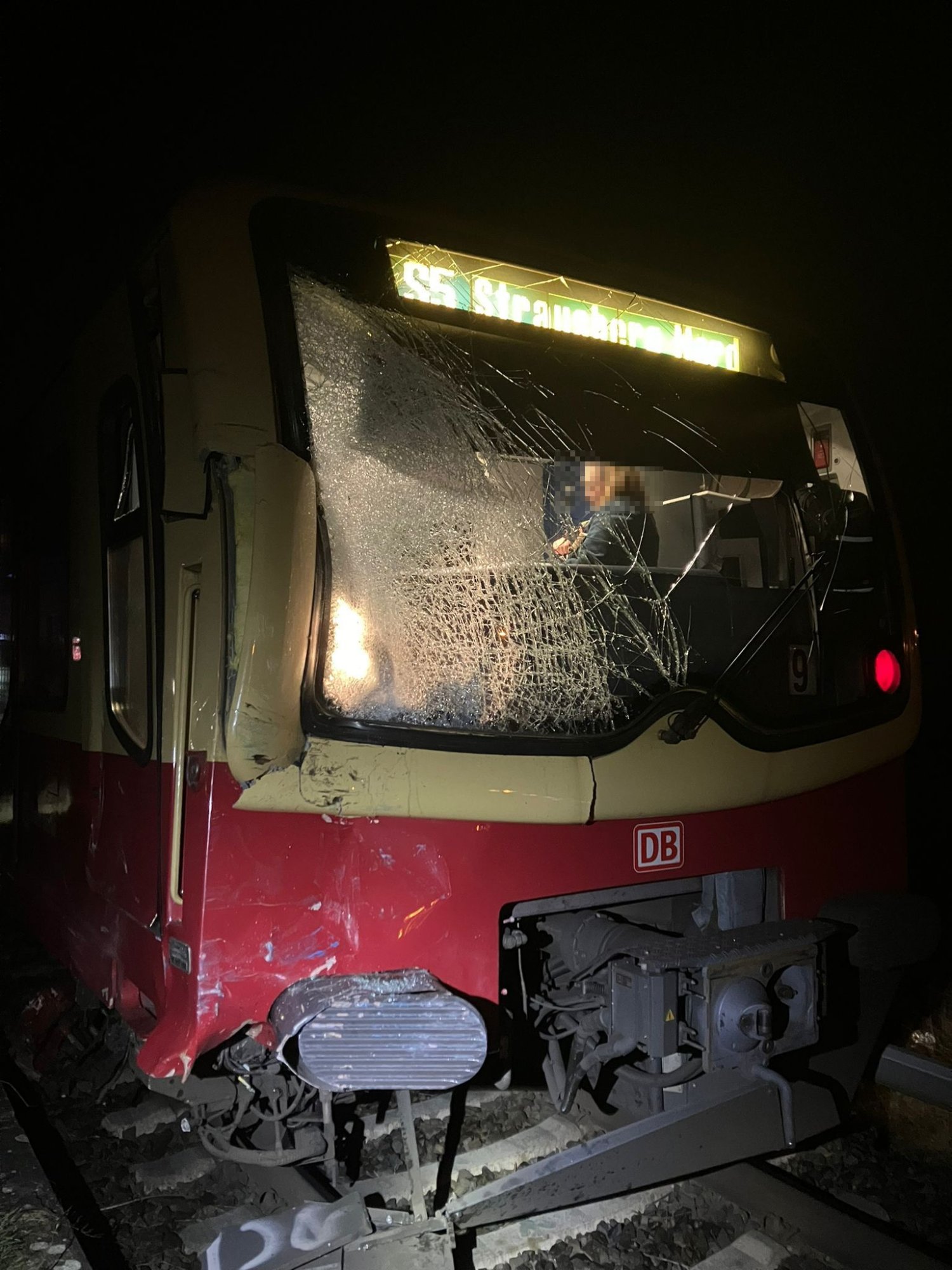 Schwerer Unfall am Bahnübergang | Gemeinde Neuenhagen bei Berlin